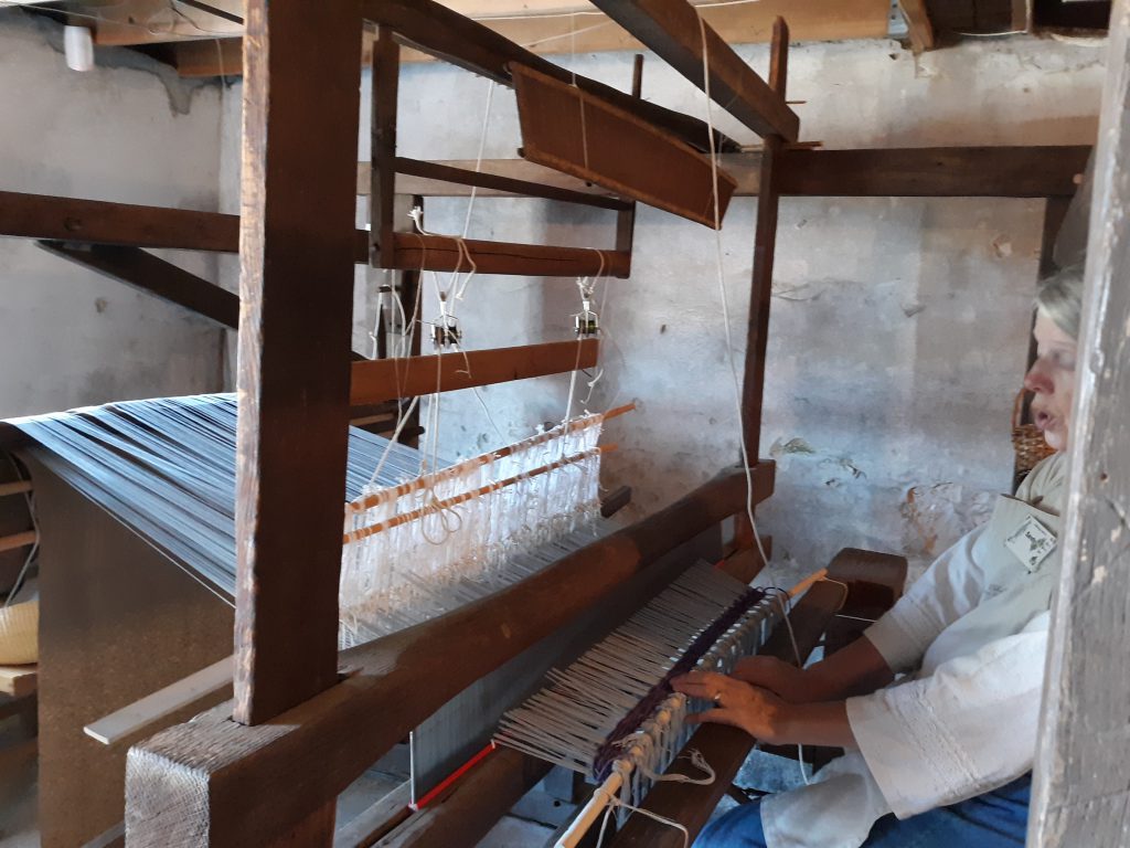 Paine House Museum’s Loom Exhibit – The Western Rhode Island Civic ...
